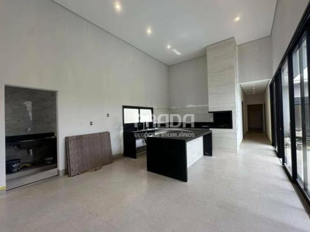 Casa com 3 quartos à venda, 180 m² Praça Alto Umuarama Uberlândia/MG