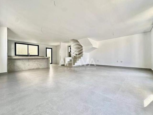 Casa com 3 Quartos à Venda, 180m², Planalto