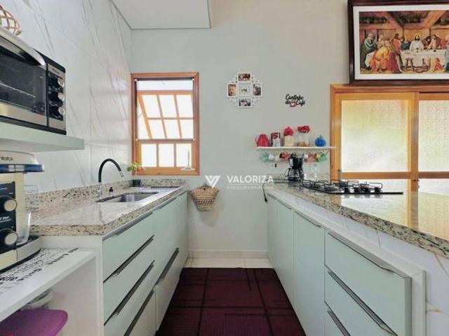 Casa com 3 quartos à venda, 200 m² por R$ 950.000 Condomínio Village Araçoiaba Araçoiaba da Serr