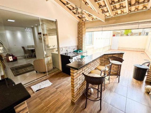 Casa com 3 quartos à venda, 200 m² por R$ 985.000 Campolim Sorocaba/SP
