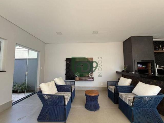 Casa com 3 quartos à venda, 200 m² por R$ 1.650.000 Fazenda Santa Lúcia Americana/SP