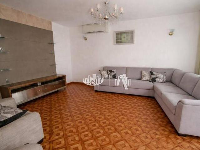 Casa com 3 quartos à venda, 204 m² por R$ 780.000 Igapó Londrina/PR
