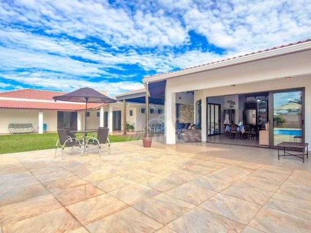 Casa com 3 quartos à venda, 208 m² por R$ 1.200.000 Nereidas Guaratuba/PR