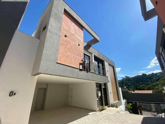Casa com 3 Quartos à venda, 213 m² por R$ 970.000 Aeroporto Juiz de Fora/MG
