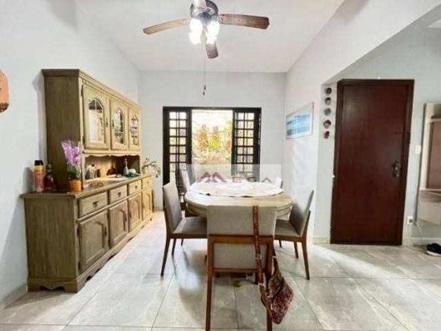 Casa com 3 quartos à venda, 216 m² por R$ 800.000 Parque São Quirino