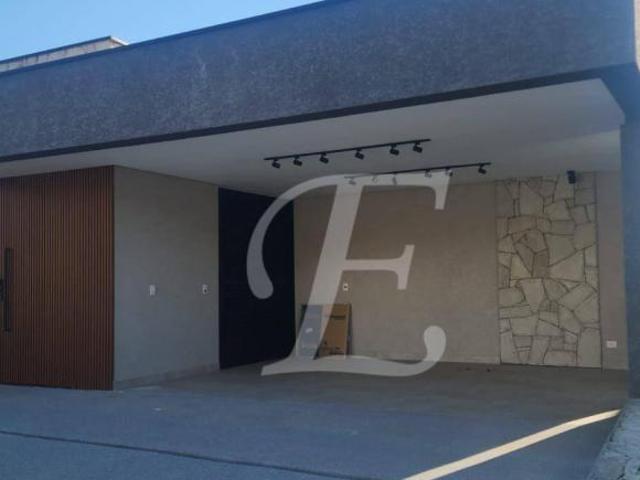 Casa com 3 quartos à venda, 220 m² por R$ 2.000.000 Granja Viana Parque Dom Henrique Cotia/SP