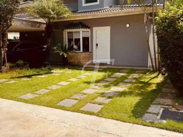 Casa com 3 quartos à venda, 230 m² por R$ 1.550.000 Granja Viana – Residencial Ouro Preto Carapi