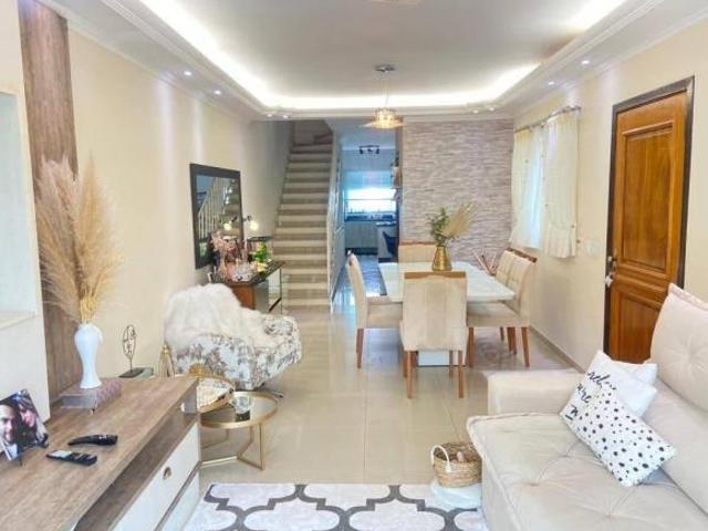 Casa com 3 quartos à venda, 240 m² por R$ 800.000 Vila D&apos Este Cotia/SP