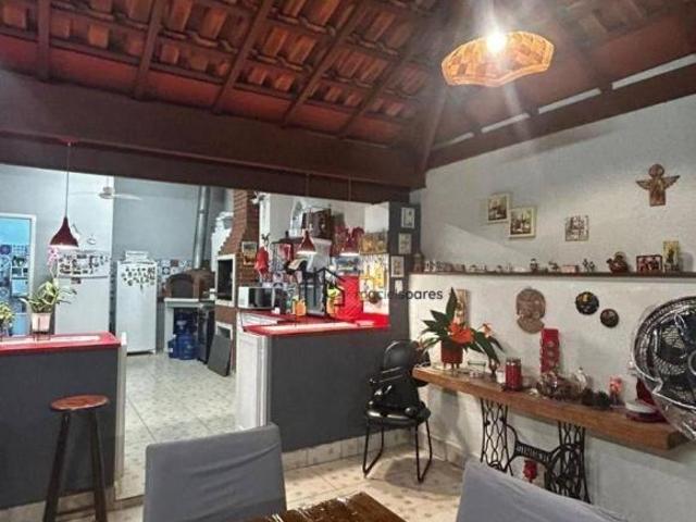 Casa com 3 quartos à venda, 240 m² por R$ 820.000 Vila Mário Pinotelli Jaguariúna/SP