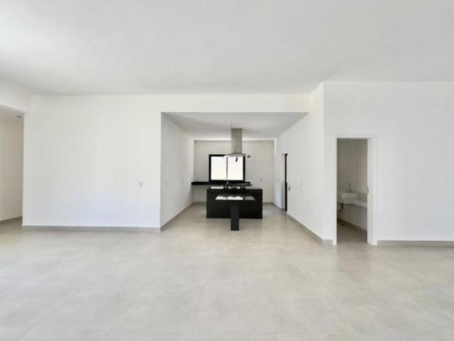 Casa com 3 quartos à venda, 245 m² por R$ 1.490.000 Jardim Colibri Cotia/SP