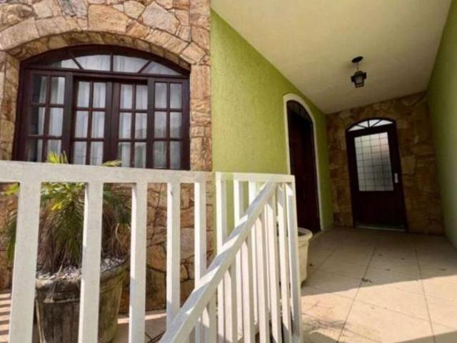 Casa com 3 quartos à venda, 250 m² por R$ 1.499.000 Vila Galvão Guarulhos/SP