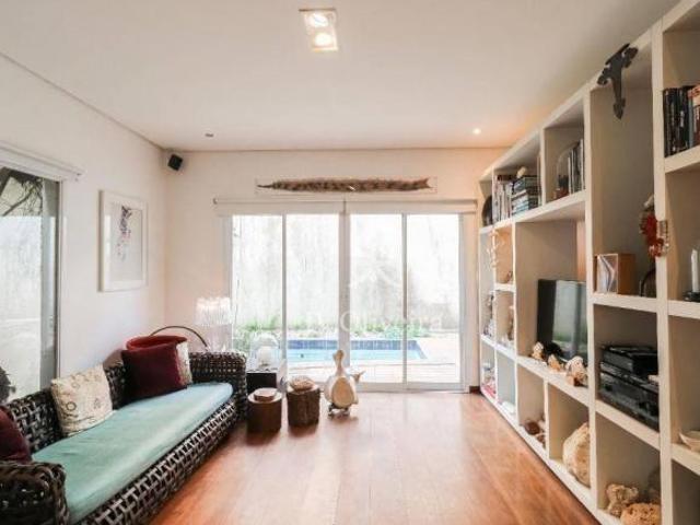 Casa com 3 Quartos à venda, 252 m² por R$ 2.500.000 Morumbi São Paulo/SP