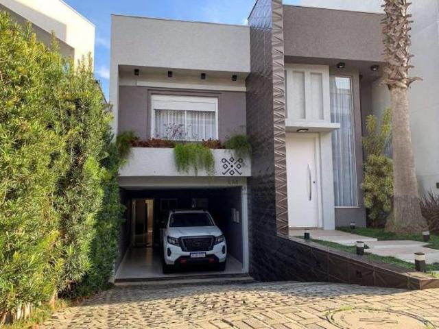 Casa com 3 quartos à venda, 253 m² por R$ 1.980.000 Boa Vista Curitiba/PR