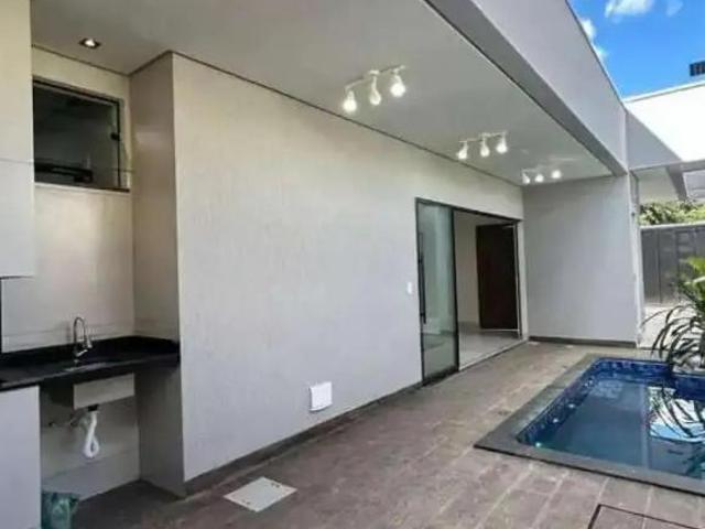 Casa com 3 quartos à venda
