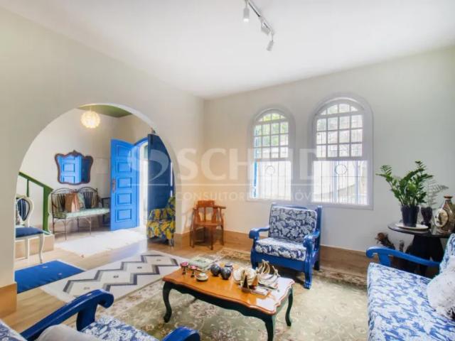 Casa com 3 Quartos à venda, 260m² Jardim Leonor