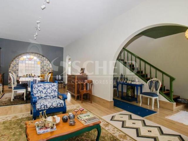 Casa com 3 Quartos à venda, 260m² Jardim Leonor