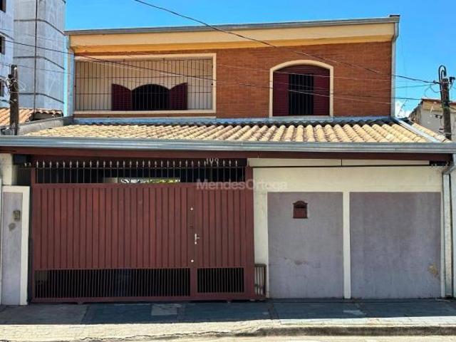 Casa com 3 dormitórios à venda, 262 m² por R$ 800.000,00 Vila São Caetano Sorocaba/SP