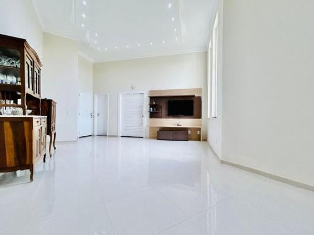 Casa com 3 Quartos à Venda, 284 m² por R$ 1.450.000 Fazenda Alta Vista Salto Pirapora/SP