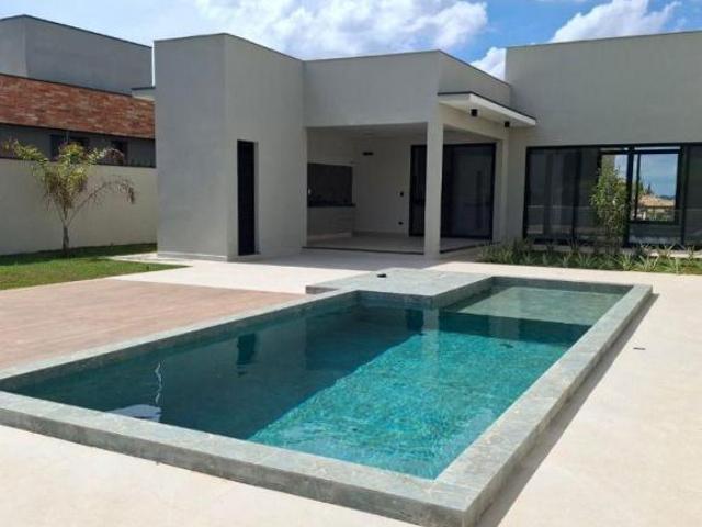 Casa com 3 quartos à venda, 284 m² por R$ 2.890.000 Residencial Parque Campos de Santo Antônio II