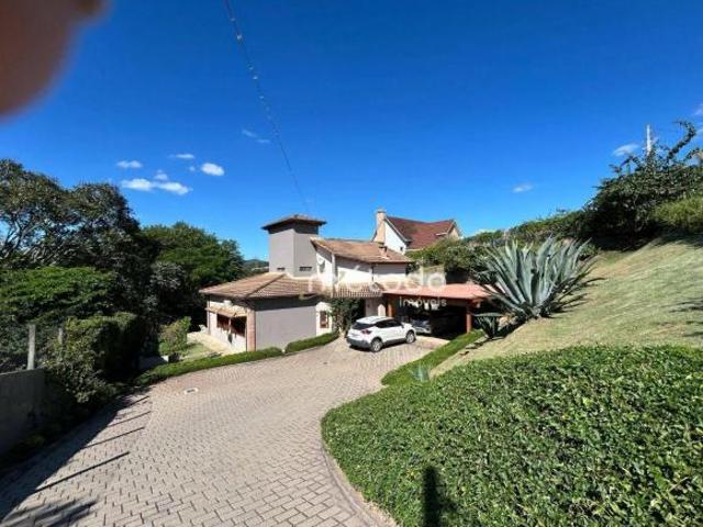 Casa com 3 quartos à venda, 292 m² por R$ 1.800.000 Condomínio Residencial Alpes de Guararema Gu