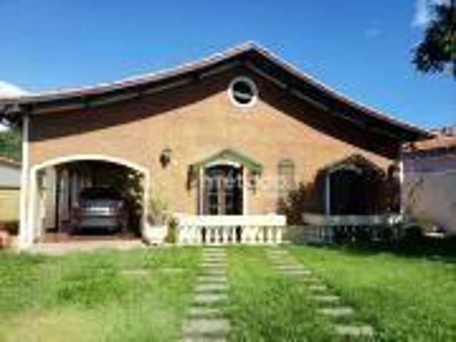 Casa com 3 quartos à venda, 300 m² por R$ 1.500.000 Bairro Itapema Guararema/SP