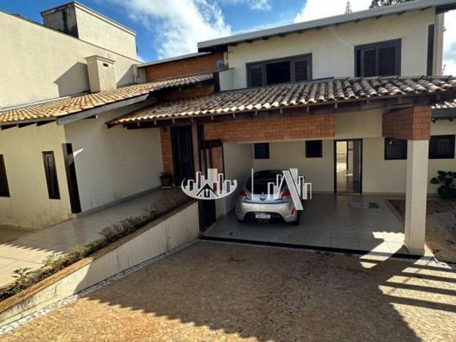 Casa com 3 quartos à venda, 300 m² por R$ 1.800.000 Tucano Londrina/PR