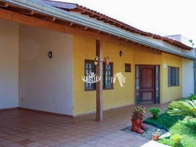 Casa com 3 quartos à venda, 318 m² por R$ 600.000 Monte Carlo Londrina/PR