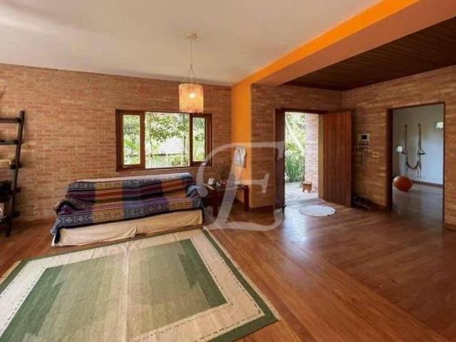 Casa com 3 quartos à venda, 369 m² por R$ 1.900.000 Granja Viana II Cotia/SP