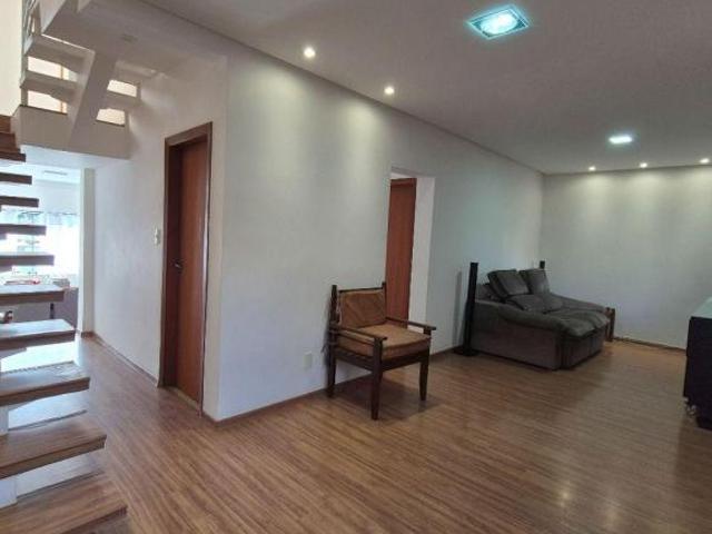 Casa com 3 quartos à venda, 3 m² por R$ 800.000 Bairu Juiz de Fora/MG