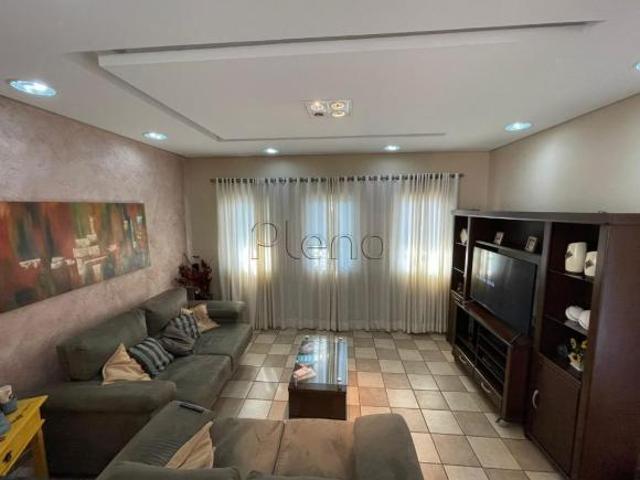 Casa à Venda no Condomínio Villa Fontana em Valinhos, no bairro Vila D' Agostinho