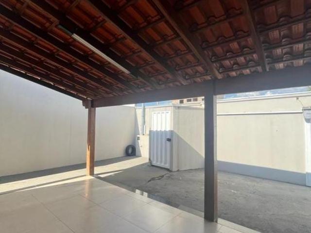 Casa com 3 quartos à venda bairro Chácaras Tubalina E Quartel Uberlândia/MG