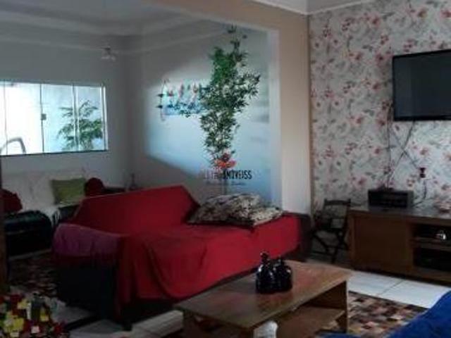 Casa com 3 quartos à venda, bairro Cidade Jardim Uberlândia/MG