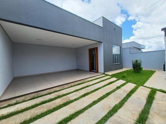 Casa com 3 quartos à venda, bairro Cidade Jardim Uberlândia/MG