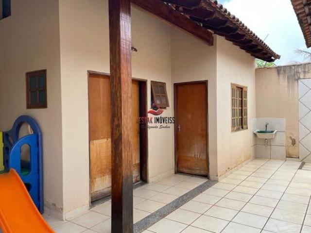 Casa com 3 quartos à venda bairro Cidade Jardim Uberlândia/MG
