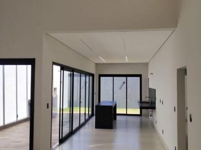 Casa com 3 quartos à venda, bairro Aclimação Uberlândia/MG