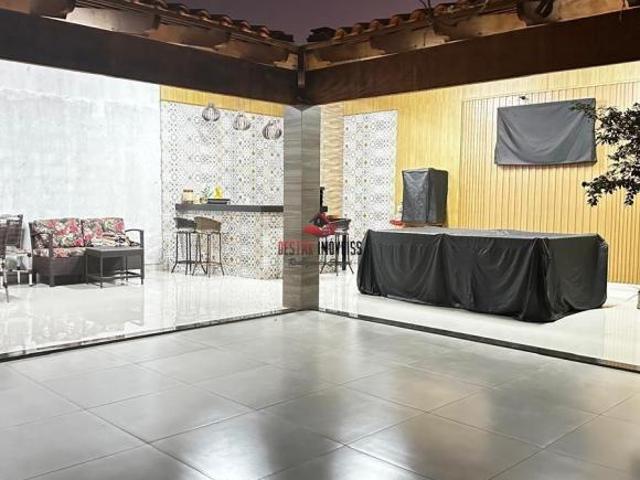 Casa com 3 quartos à venda, bairro Jardim Botânico Uberlândia/MG