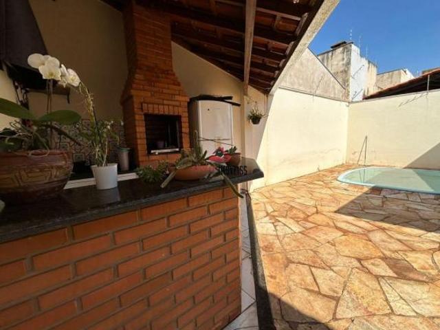 Casa com 3 quartos à venda, Bairro Jardim dos Gravatás Uberlândia/MG