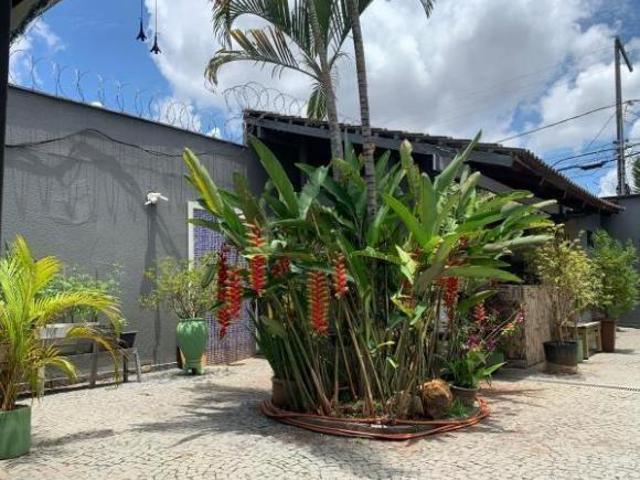 Casa com 3 quartos à venda, bairro Jardim Karaíba Uberlândia/MG
