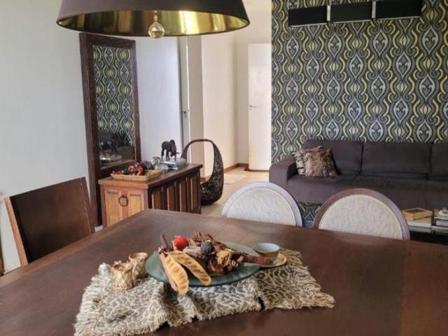 Casa com 3 quartos à venda, bairro Jardim Karaíba Uberlândia/MG