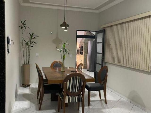 Casa com 3 quartos à venda bairro Jardim Patrícia Uberlândia/MG