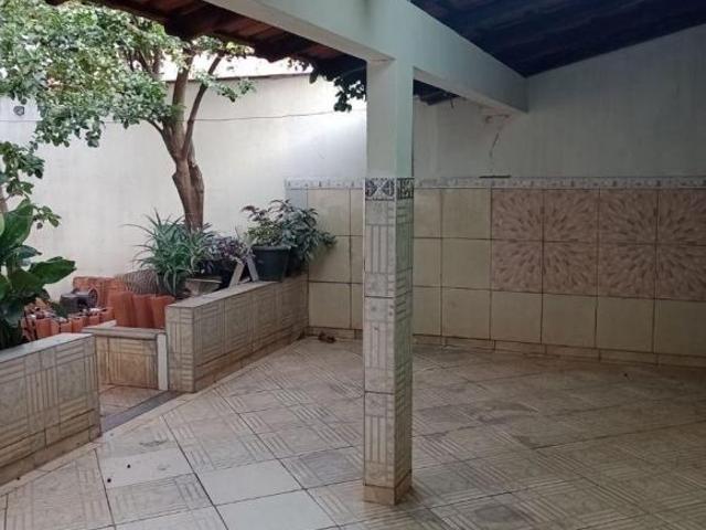 Casa com 3 quartos à venda bairro Jardim Patrícia Uberlândia/MG