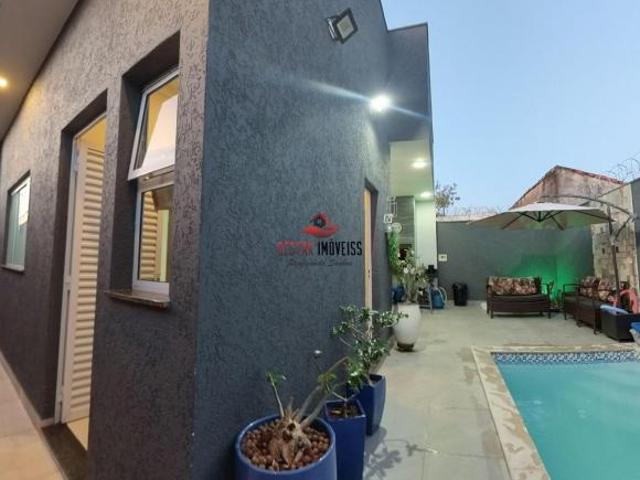Casa com 3 quartos à venda, Bairro Jardim Patrícia Uberlândia/MG