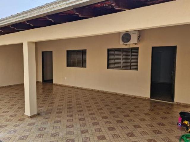 Casa com 3 quartos à venda, bairro Nova Uberlândia Uberlândia/MG