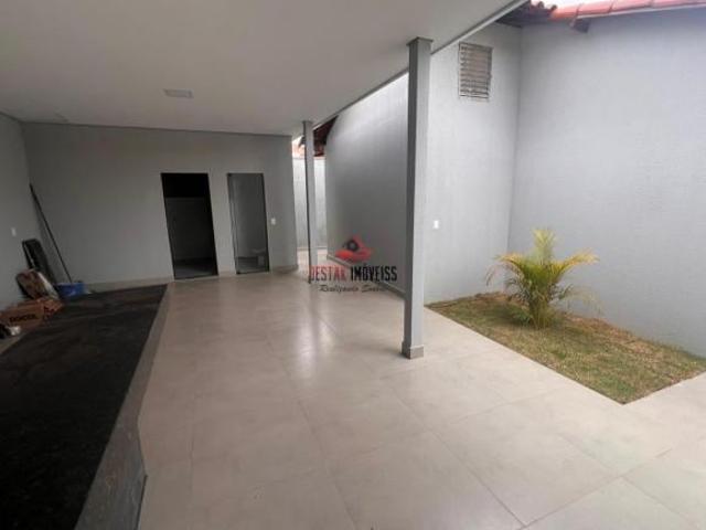 Casa com 3 quartos à venda, bairro Nova Uberlândia Uberlândia/MG