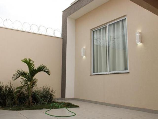 Casa com 3 quartos à venda, bairro Novo Mundo Uberlândia/MG