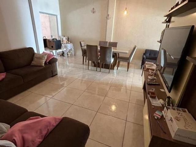 Casa com 3 quartos à venda bairro Novo Mundo Uberlândia/MG