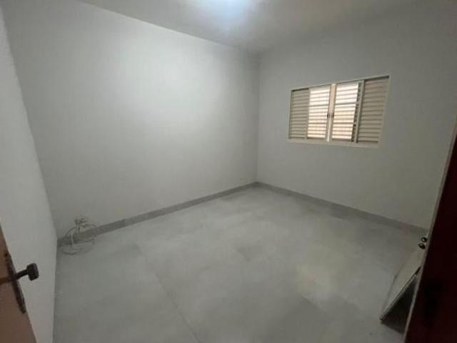 Casa com 3 quartos à venda bairro Santa Mônica Uberlândia/MG