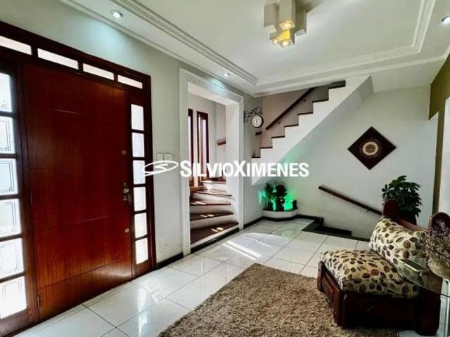 Casa com 3 quartos à Venda, Carlos Prates Belo Horizonte