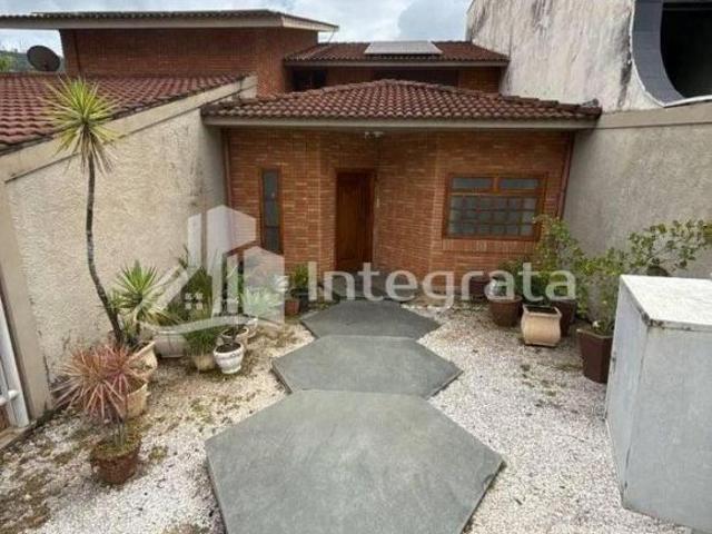 Casa com 3 quartos à Venda, Centro Poços de Caldas