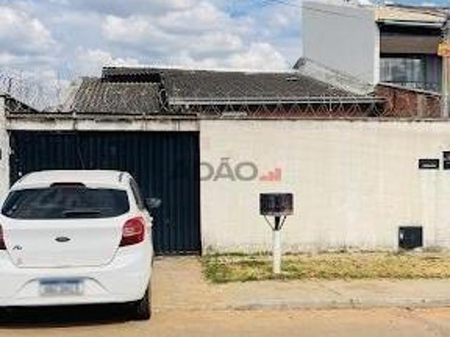 CASA COM 3 QUARTOS A VENDA CIDADE SATELITE SAO LUIZ COM ARMARIOS Casa de Rua com 3 Quarto s por R
